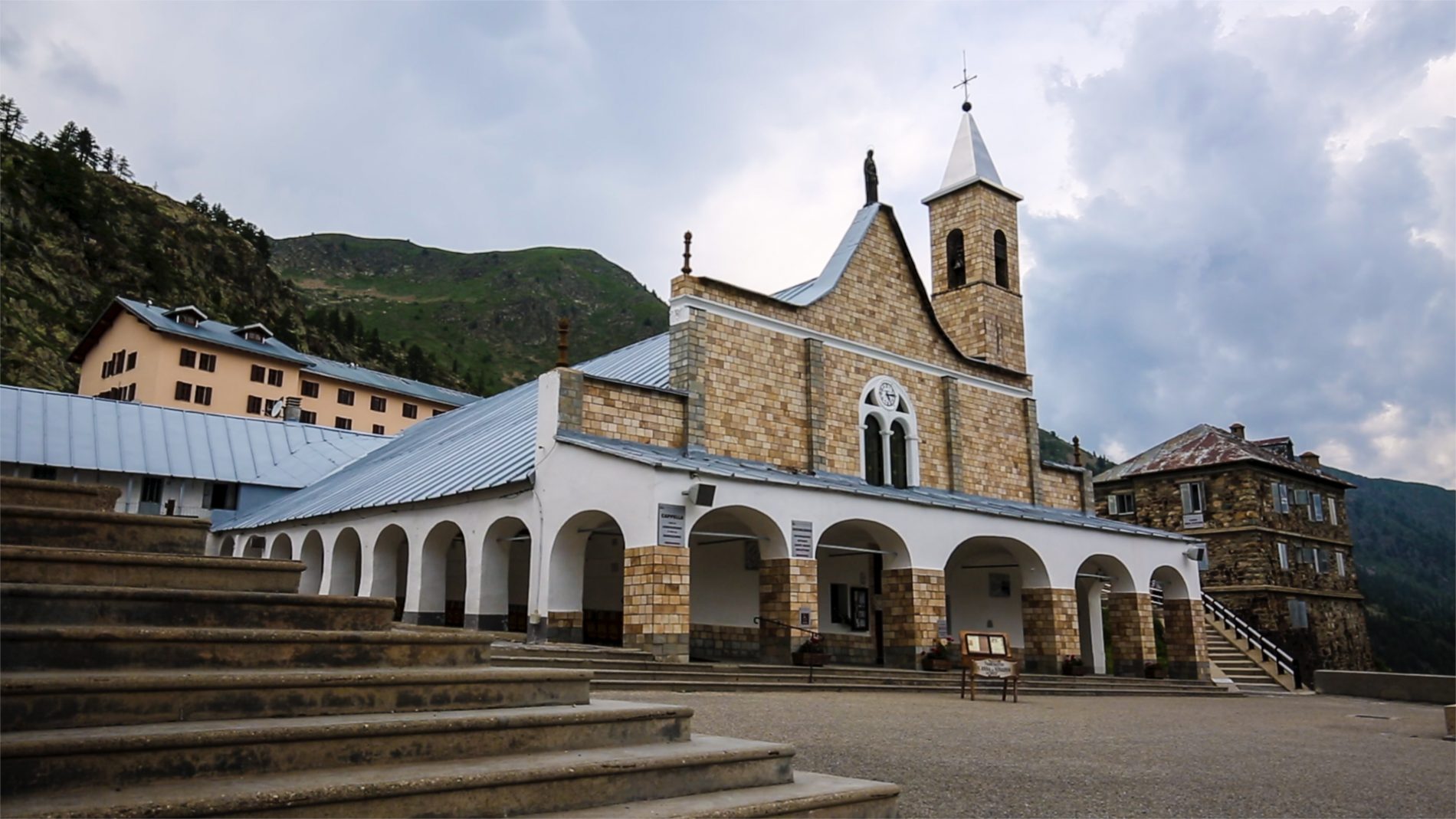 VINADIO E LA SUA VALLE: STORIA, CULTURA E LINGUA D’OC