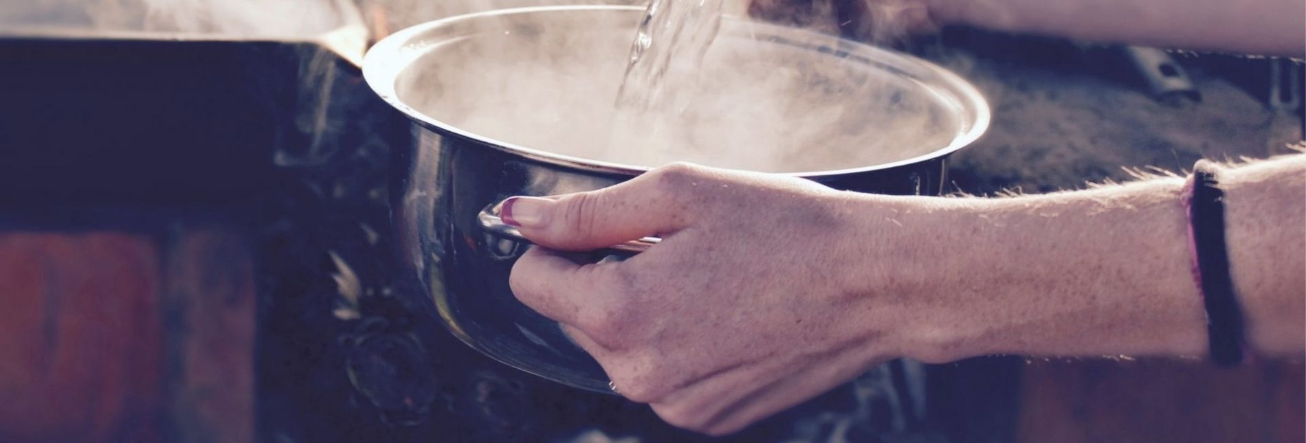 A QUANTI GRADI BOLLE L'ACQUA?